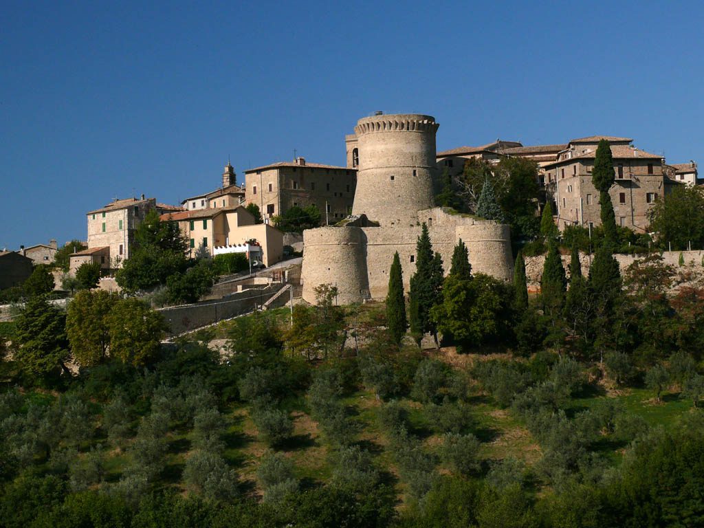 Gualdo Cattaneo Umbria: città di Gualdo Cattaneo Umbria: città di ...