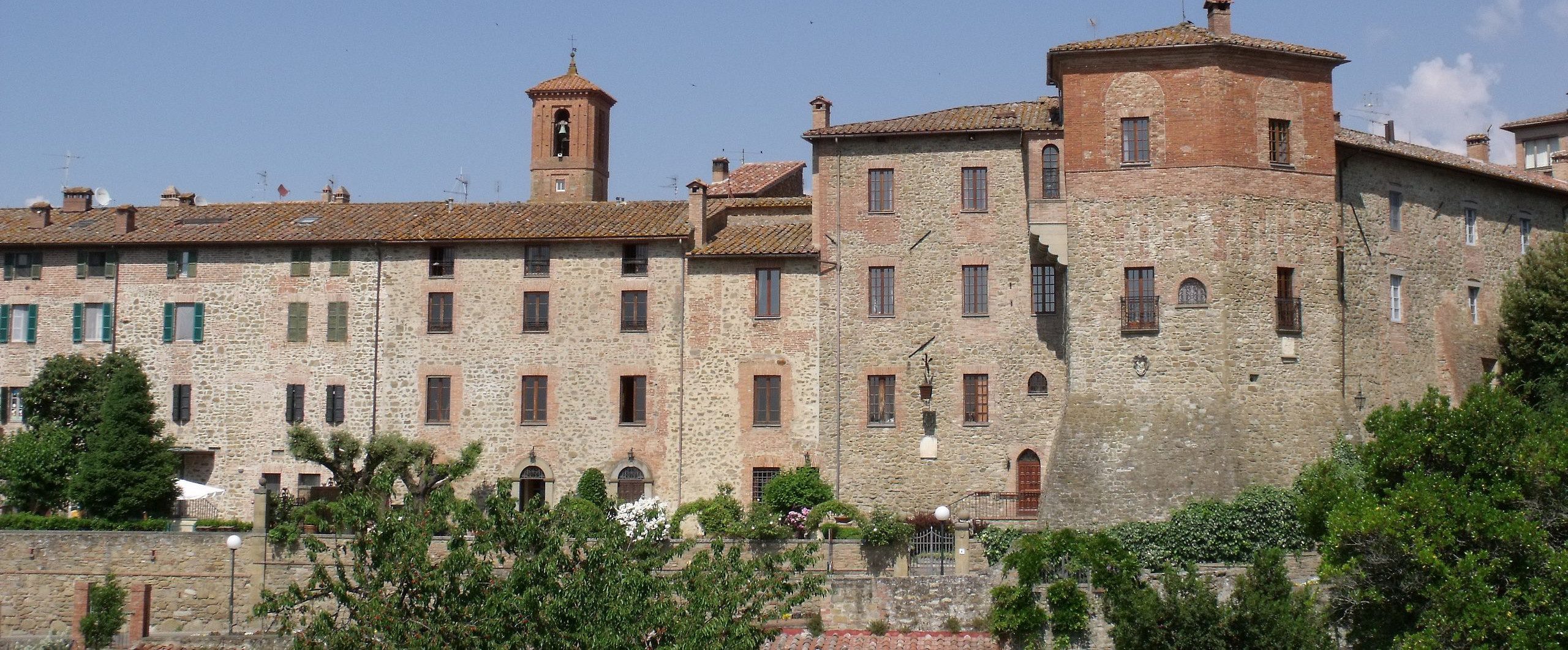 Famoso Paciano Umbria Images